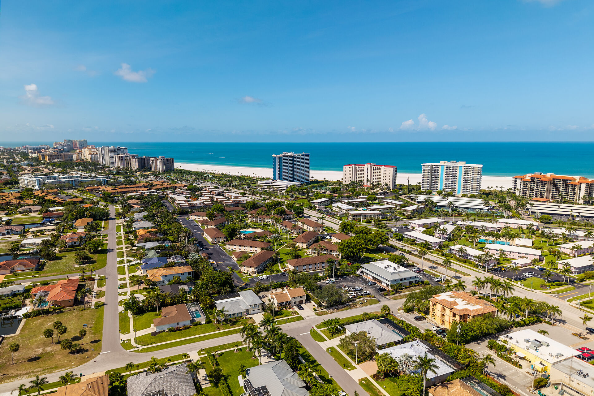 Virtual tour of 775 Saturn Ct, Marco Island, Florida, 34145