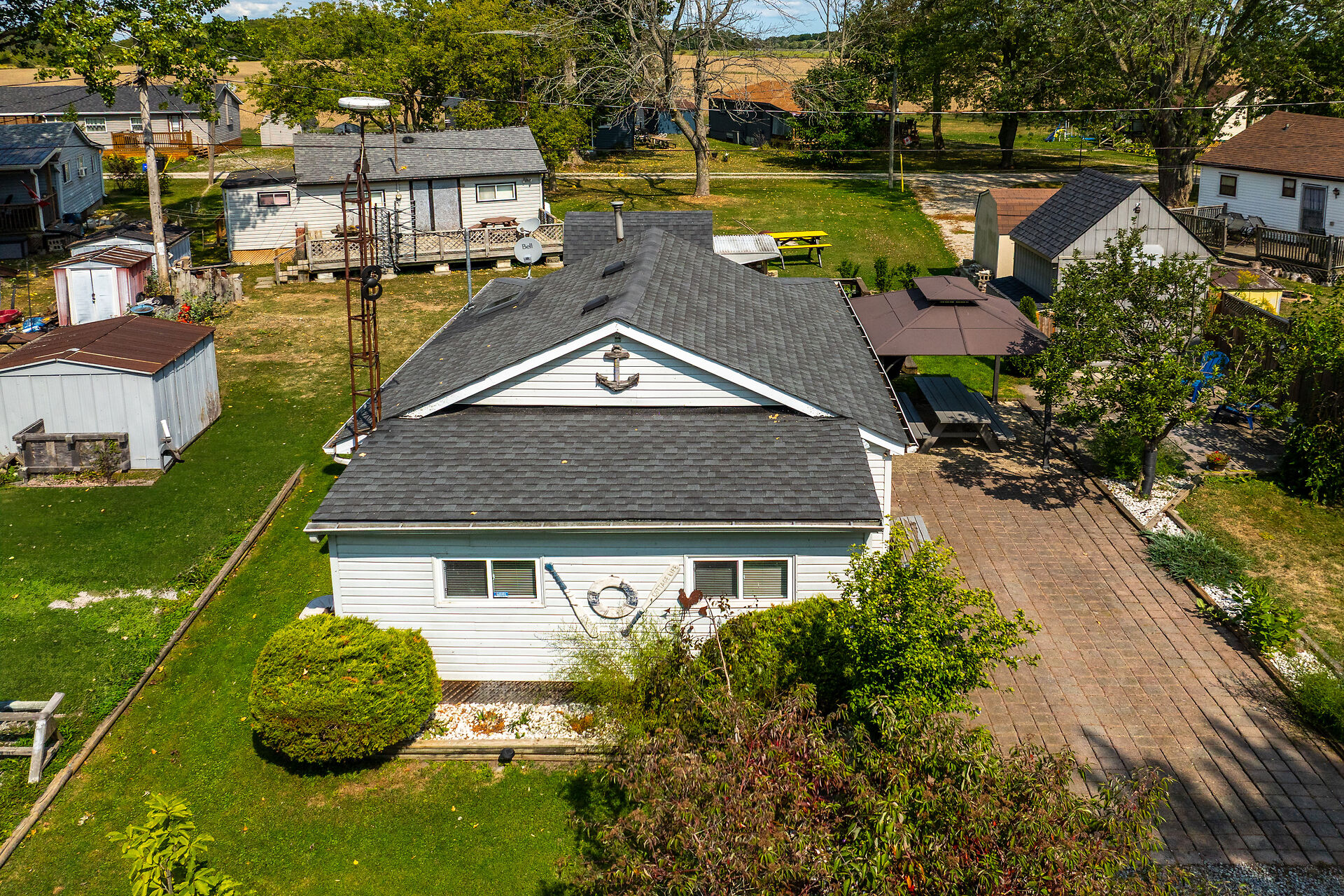 Virtual tour of 17 Maple Ln., Selkirk, Ontario, N0A 1P0