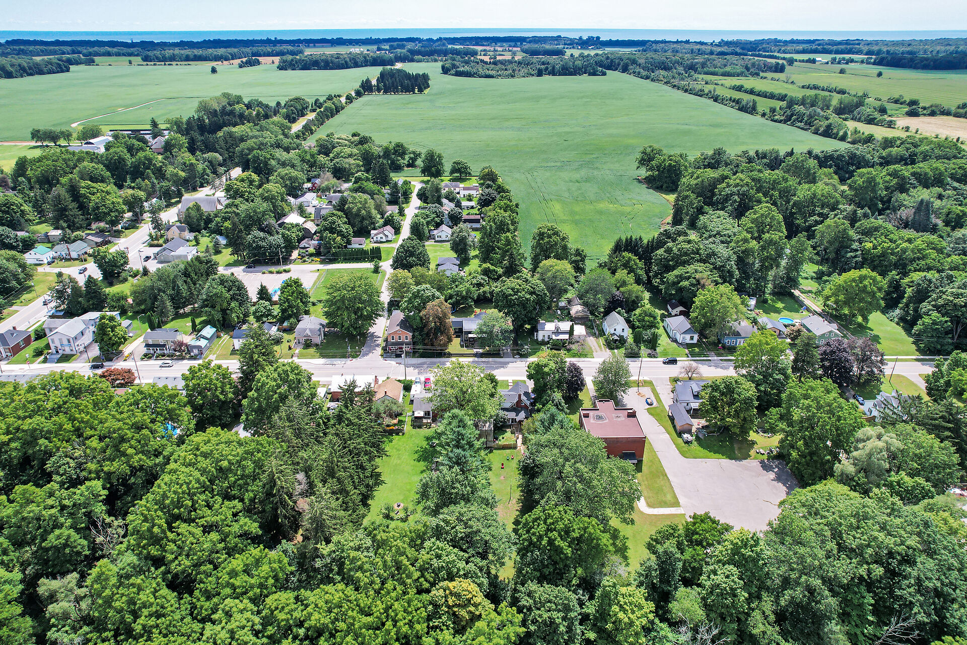 Virtual tour of 46277 Sparta Line, Sparta, Ontario, N0L 2H0