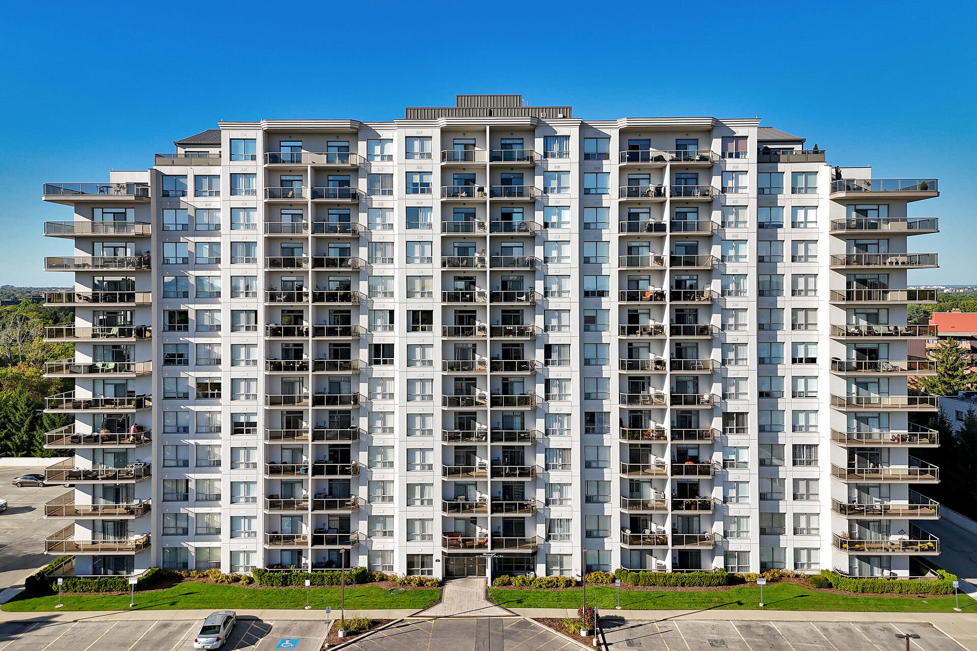 Virtual tour of 107 - 353 Commissioners Road West, London, Ontario, N6J 0A3