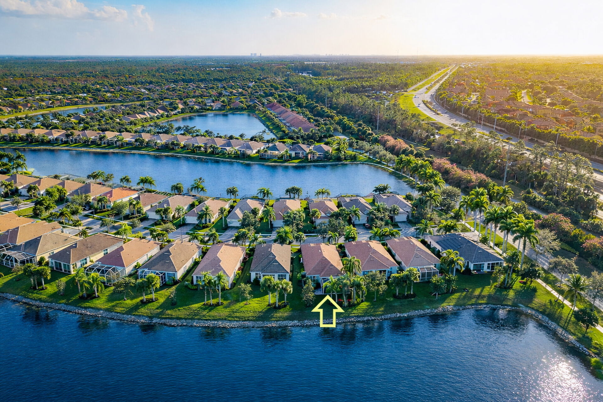 Virtual tour of 8595 Palermo Ct, Naples, Florida, 34114